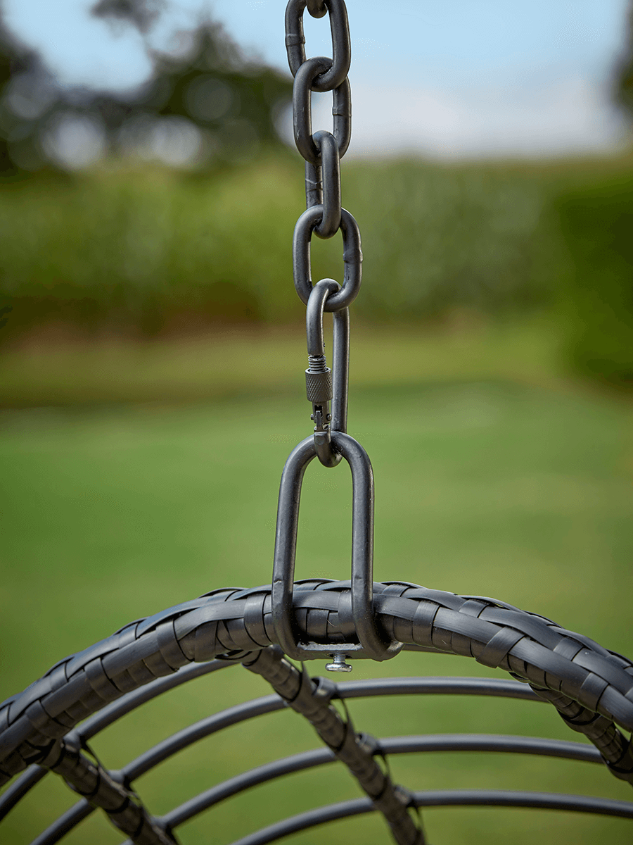 Slim Hanging Chair – Black – Cassa Garden