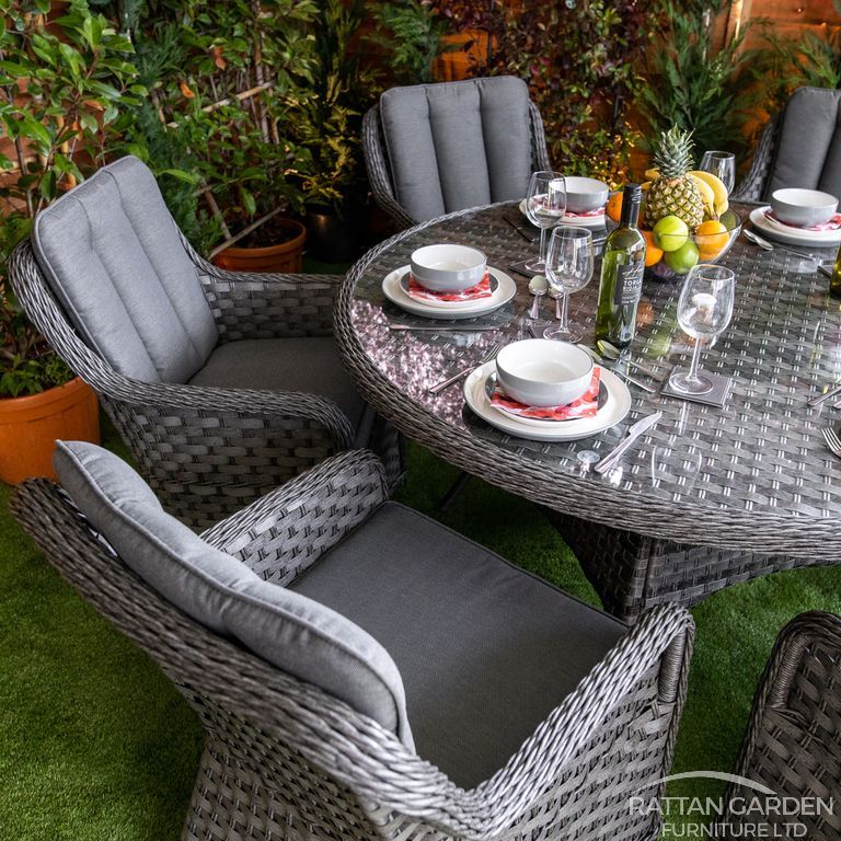 Rattan Serena Vienna Round 6 Seat Dining Set – Cassa Garden